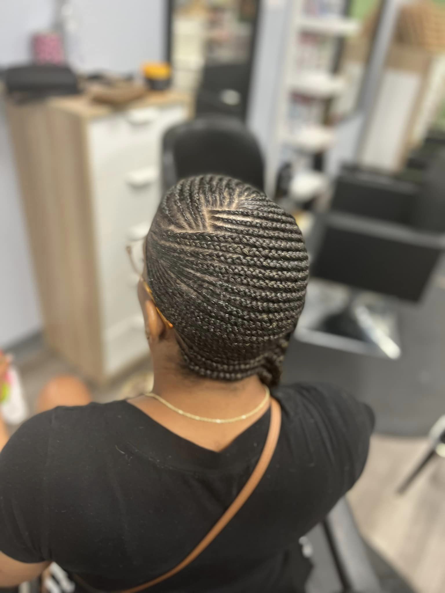 J’s Boutique & Braids - Indianapolis, IN